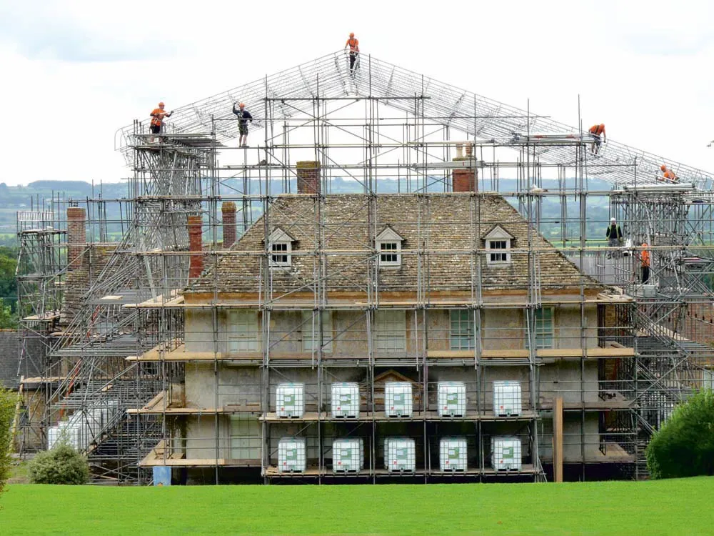 Glorious Grade 1 - Moulding the Builder